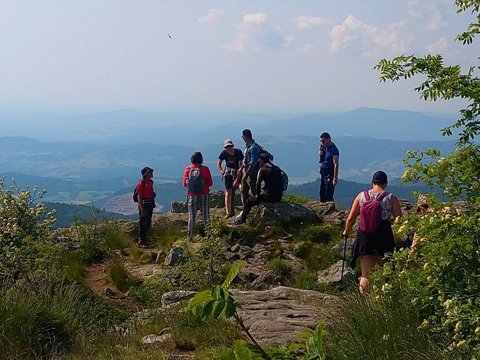 Une randonnée mémorable dans le Pilat - Les PEP Loire Dômes Allier